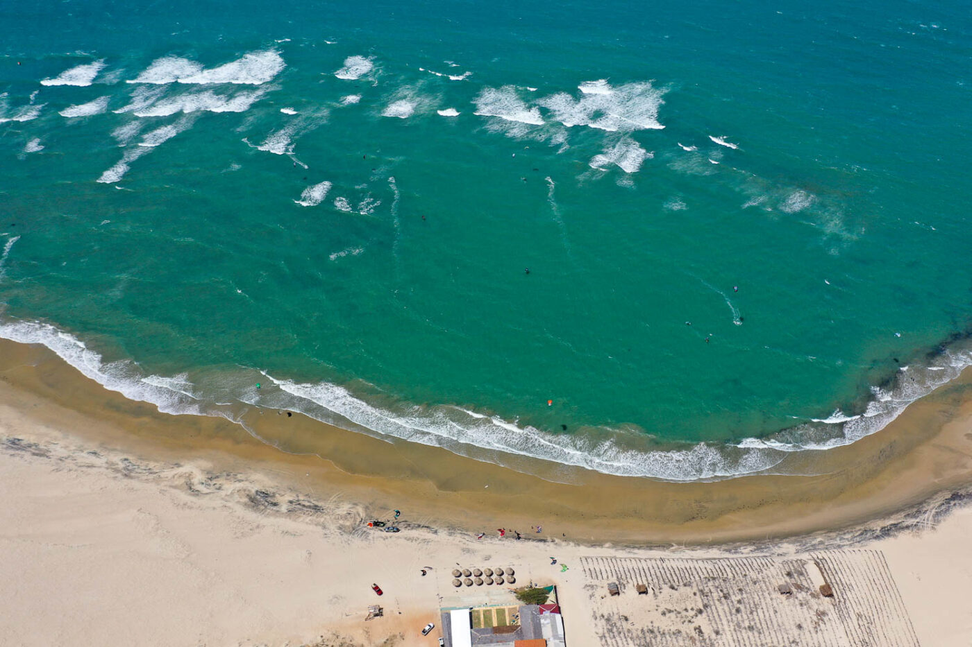 Kitesurfing in Paracuru | brazil-kitesurf.com